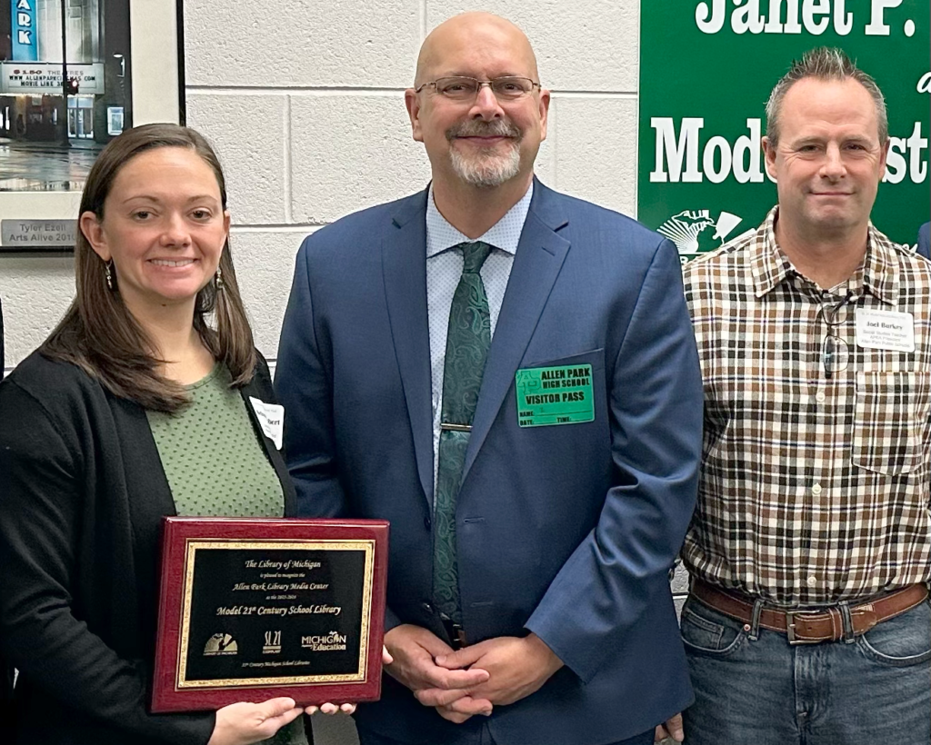 Allen Park school librarian awarded top state honor - Michigan ...